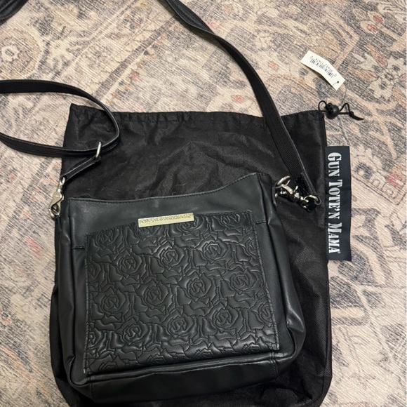 gun tote’n mama’s | Bags | Concealed Carry Gun Tote N Mamas Crossbody ...